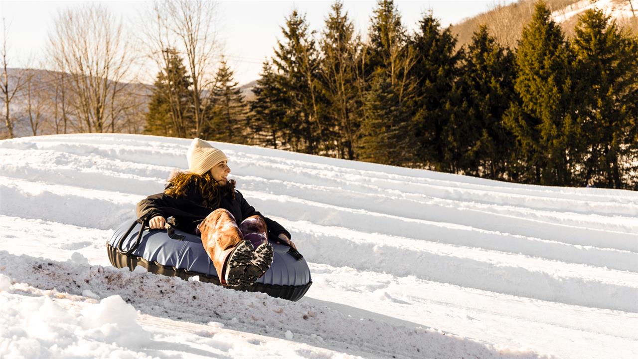 Tubing Park - Winter