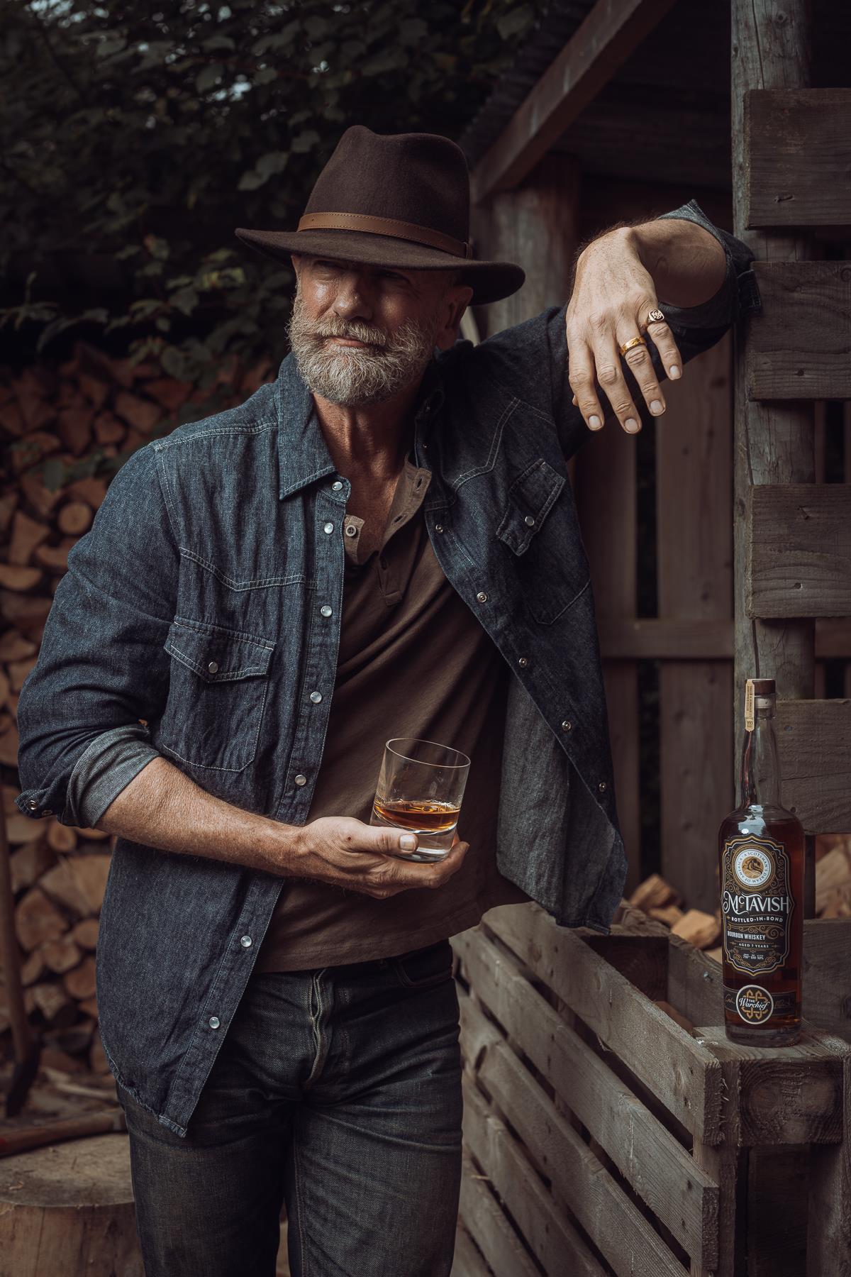 Meet & Greet Bottle Signing with Graham McTavish